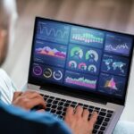 How To Track Project Progress: 8 Steps For Success
